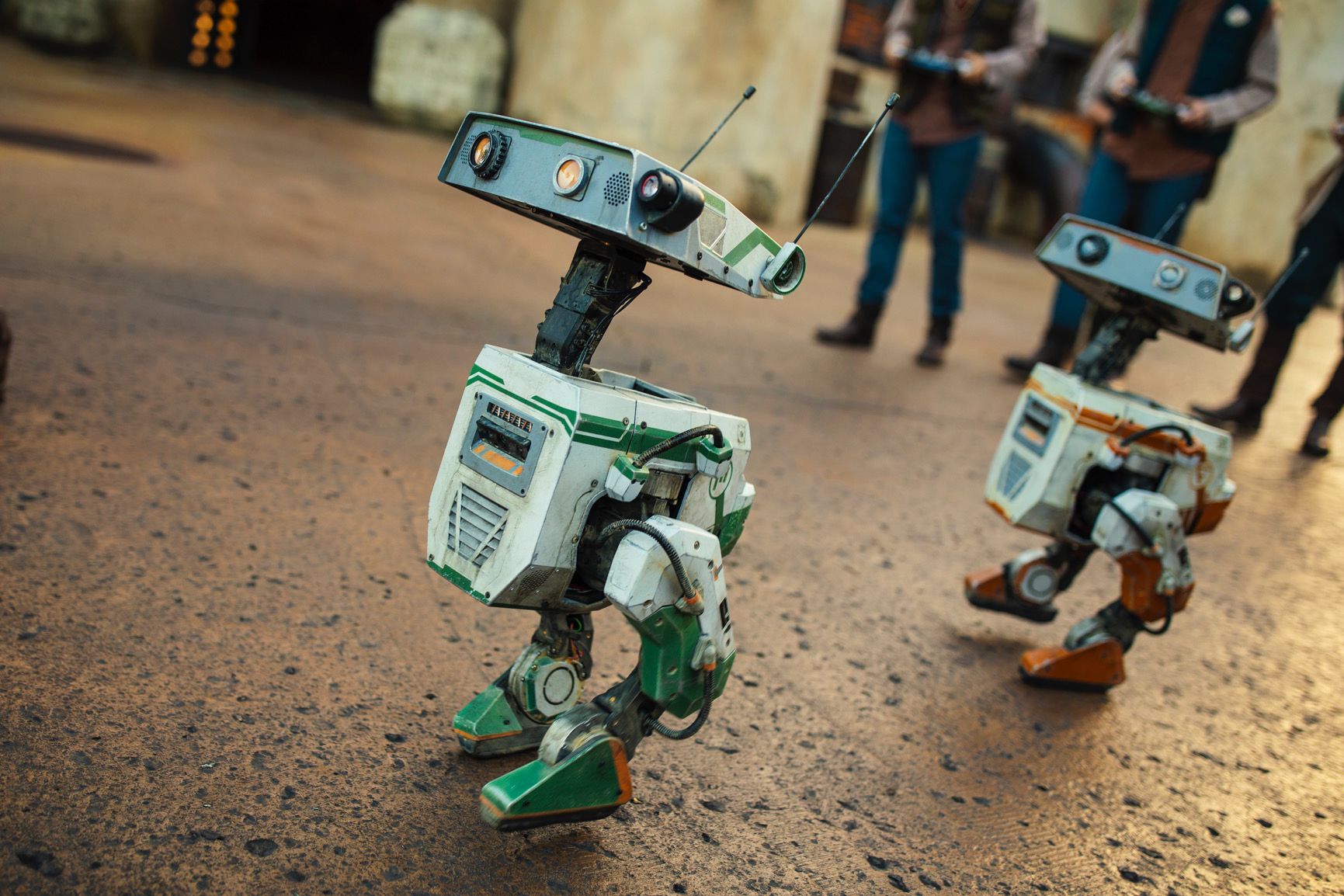 Disney Unveils Expressive 3D-Printed Robot with Unique Walking Style at ...